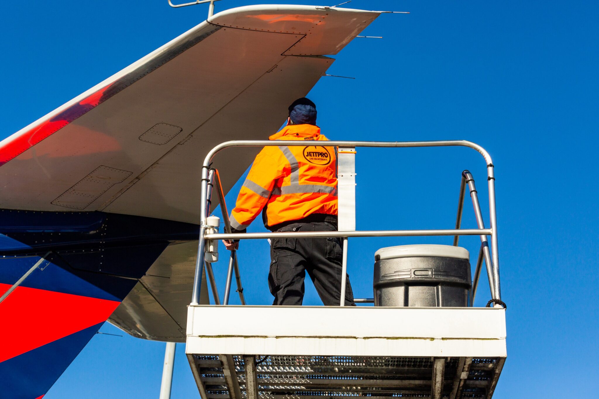 About us – Jett Pro Line Maintenance